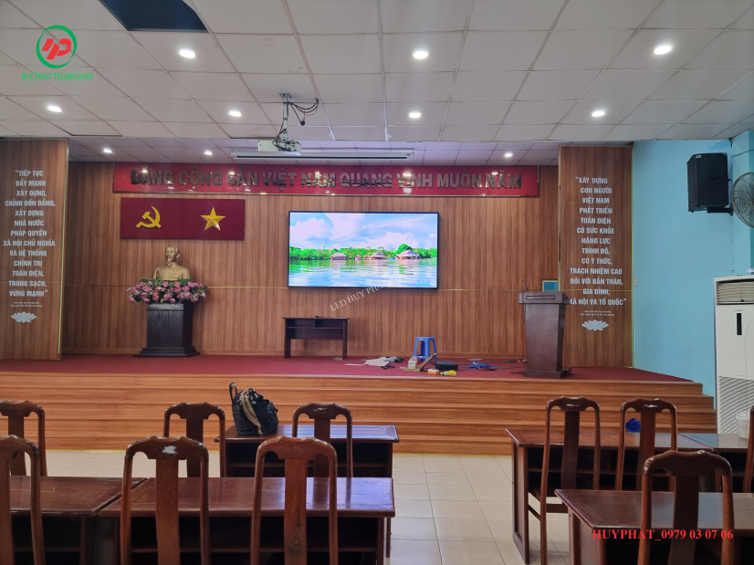 Màn hình led hội trường UBND - Màn hình led P2.5